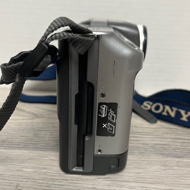 Sony Digital Mavica MVC-FD88 DIGITAL CAMERA 1.3MP - Floppy Disk ...