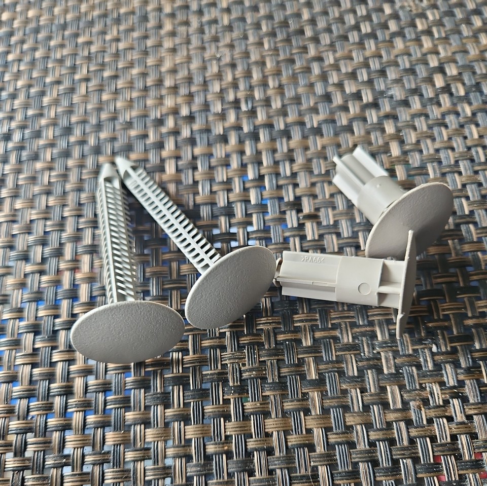 00-04 Dodge Dakota HEADLINER PUSH PINS Set of 2 . Replacement for ...