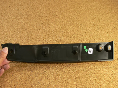 GENUINE LAND ROVER FRONT BUMPER DEFLECTOR RANGE ROVER VELAR RH LR111538 ...