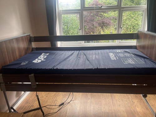 Hospital Bed - Opera Classic Profiling Electric Adjustable Single Bed ...