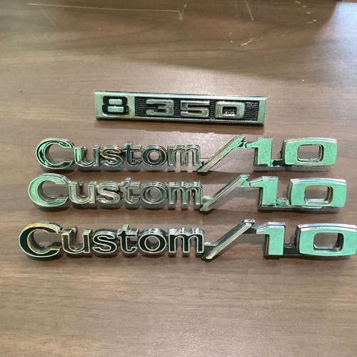 1969-72 CHEVY TRUCK C10 / SUBURBAN CUSTOM/10 FENDER EMBLEM SET OEM GM ...