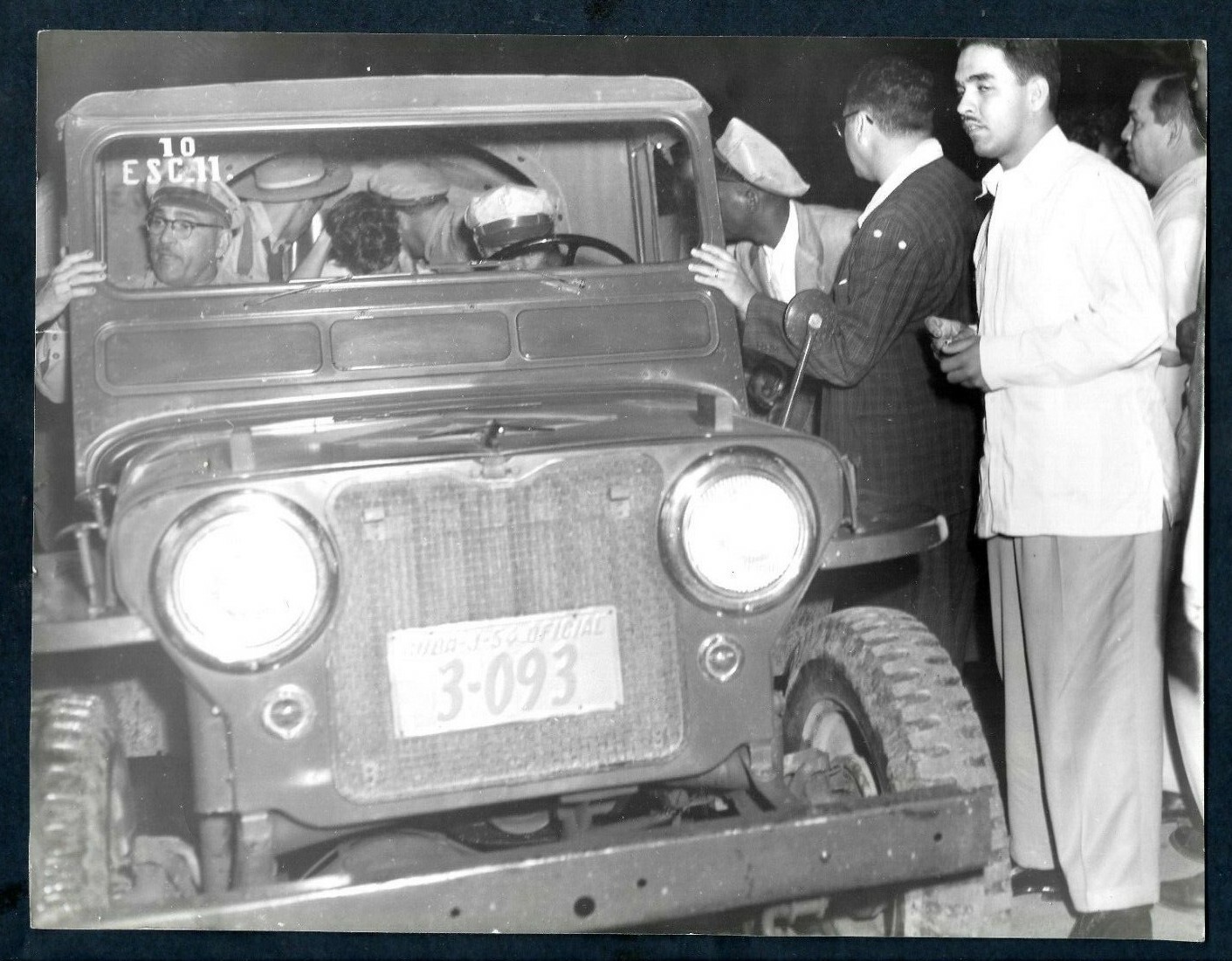PRISIONER IN CUSTODY IN US MADE MILITARY JEEP CUBAN PLATE CUBA 1940s ...