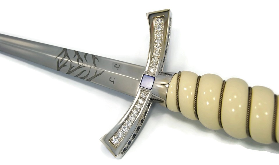 Belvedere Jade Jagger Dagger 18K White Gold Diamond Pale Sapphires | eBay