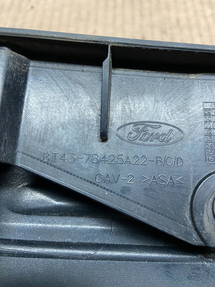 2011 to 2014 Ford Edge Rear Garnish Chrome Trim Trunk Molding E4748 DG1 ...