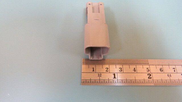 Deutsch DT04-2P-CE01 Qty of 35 per Lot Automotive Connectors 2P DT RECP ...