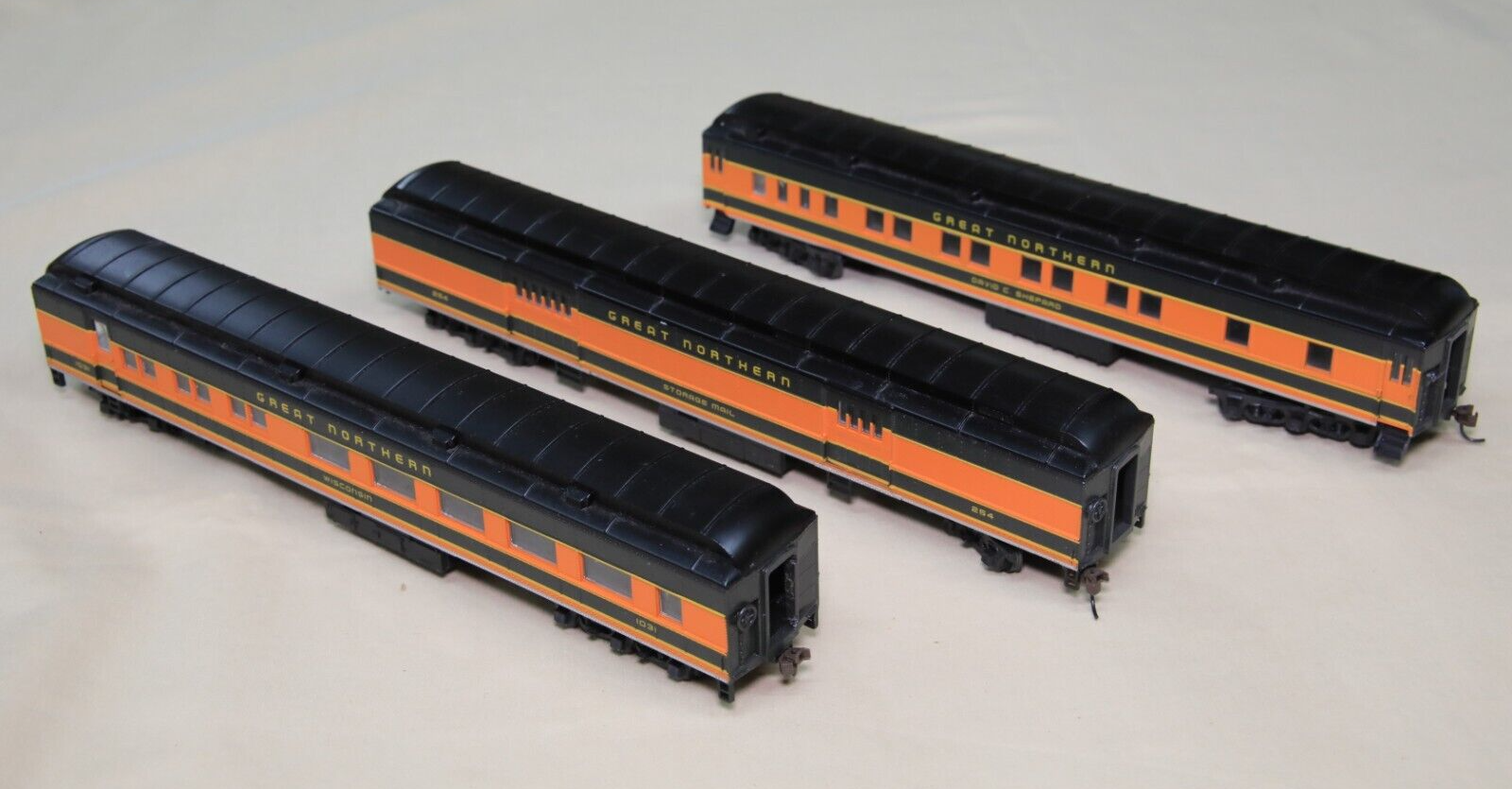 Athearn HO scale Great Northern set: #1031, #254, & David C Shepard | eBay