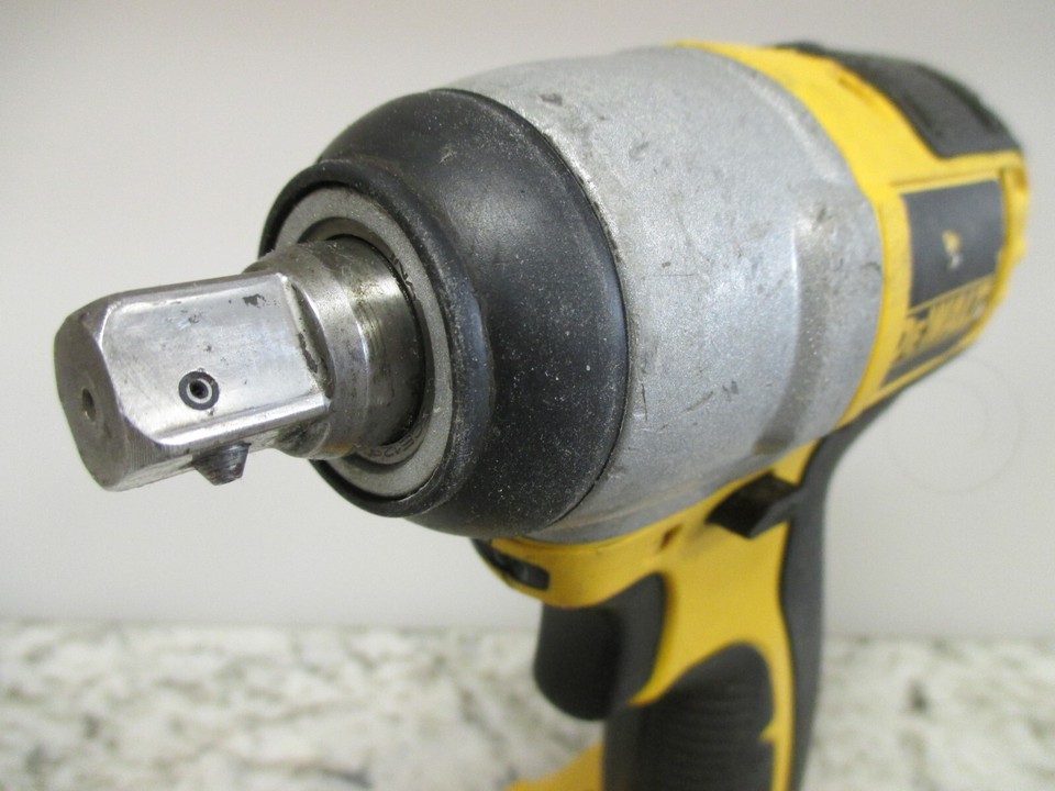 DeWALT 18V Volt DC820 (DC822) 1/2" Cordless IMPACT WRENCH *** Tested ...