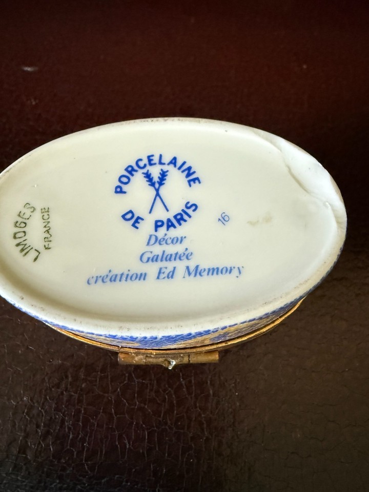 Vintage Limoges Porcelaine Castel France Hinged Trinket Box with Fish ...