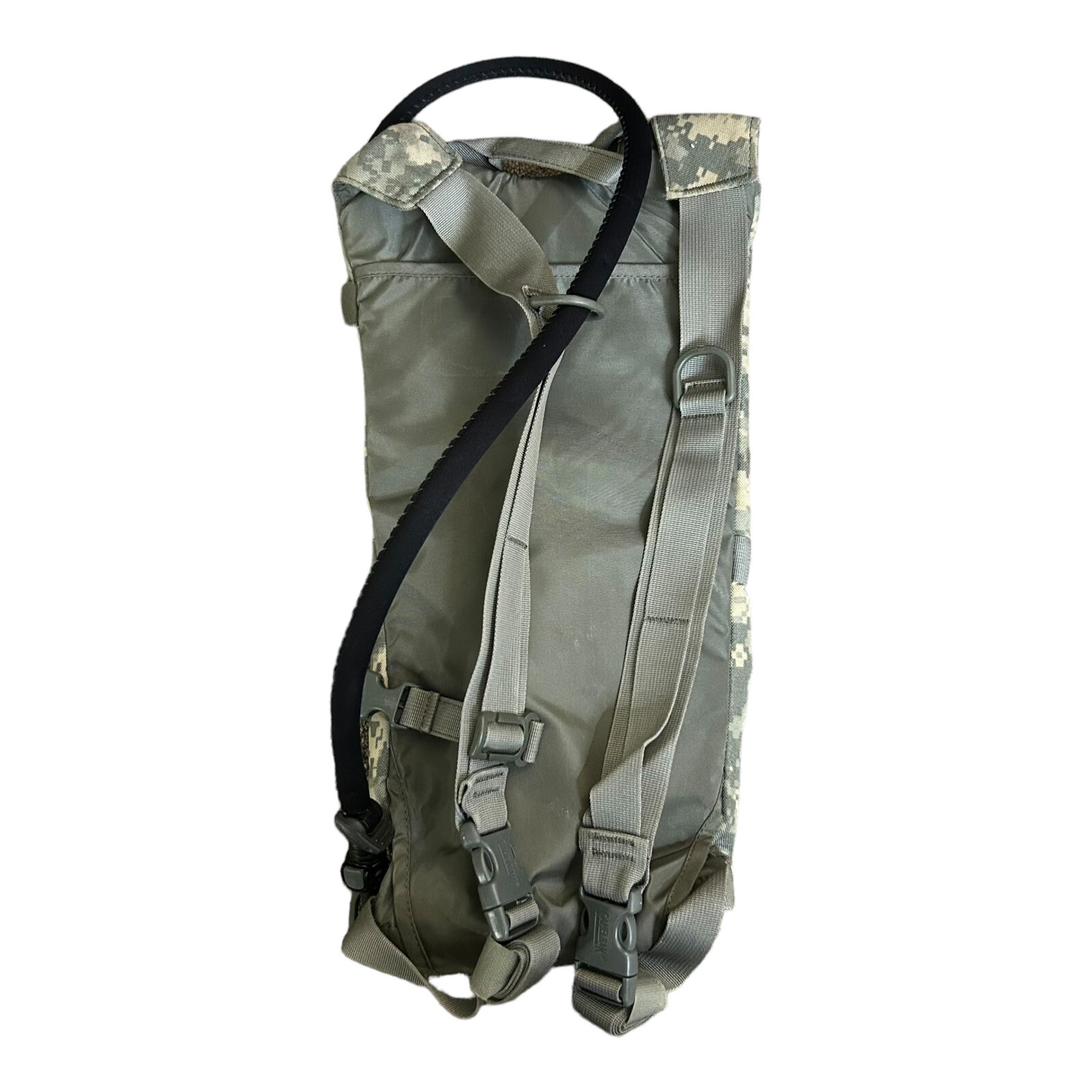 CamelBak Maximum Gear Digital Camo 2L Hydration Pack Backpack 70oz ...