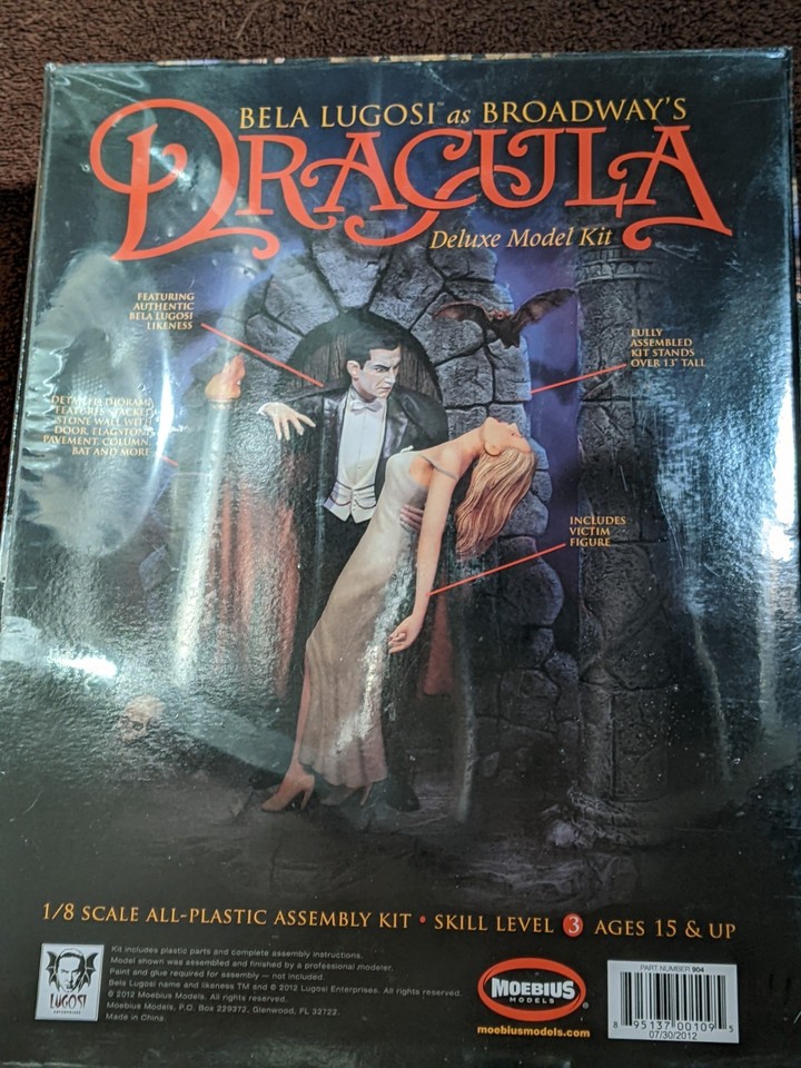 MOEBIUS BELA LUGOSi AS BROADWAYS DRACULA DELUXE PLASTIC MODEL KIT NEW 1/8 SCALE | eBay