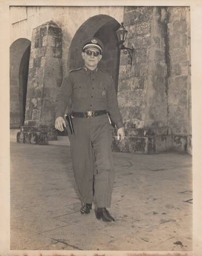 CUBA CUBAN POLICE OFFICER UNIFORM BADGE BATISTA FORCES 1940s ORIG Photo ...