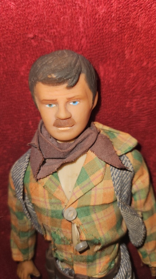 Wild West Kit CARSON 12" ACTION Figure Ahi Brand PRE-OWNED 1973 Rare | eBay