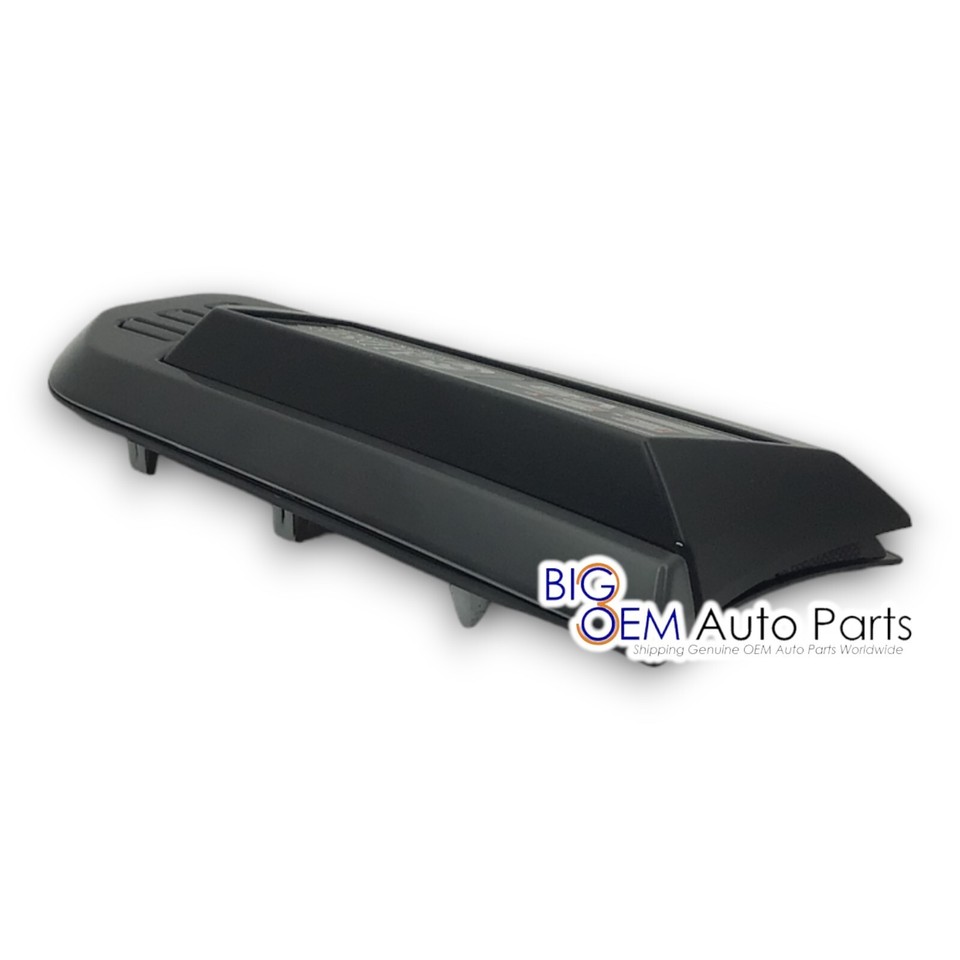 24-25 GMC Sierra 2500 3500 6.6L V8 Passenger Side Fender Emblem OEM ...