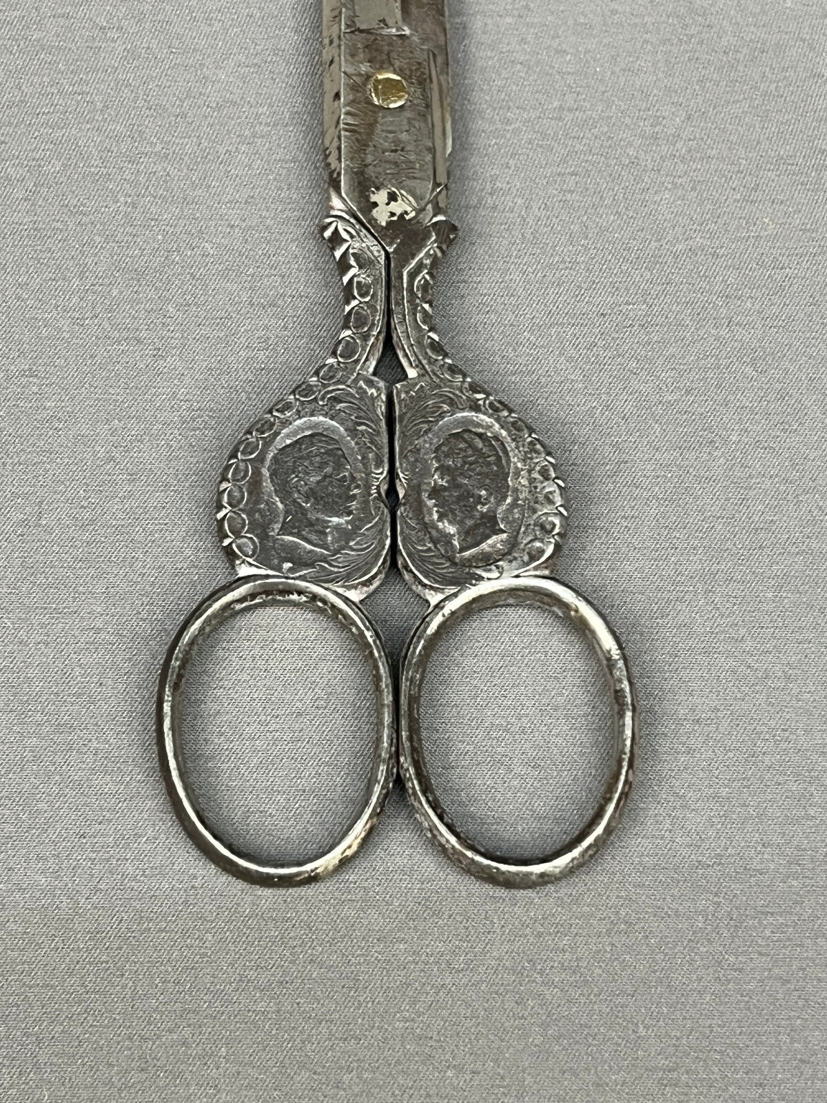19th Century German Solingen Scissors WILHELM II & VICTORIA Cameos c ...