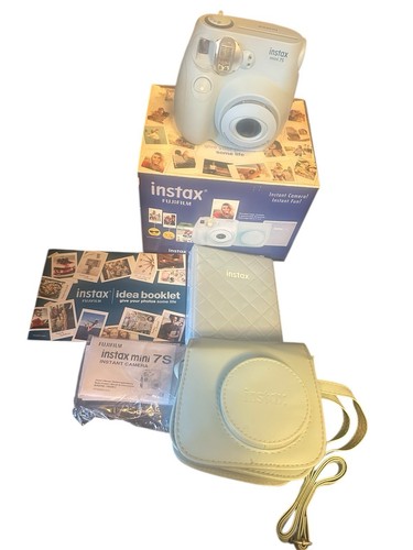 Fujifilm Instax Mini 7S Instant Camera w/Case & 1 Film, Photo Album ...