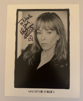 MACKENZIE PHILLIPS - Authentic Autograph Photo 8"x10" American Graffiti ...