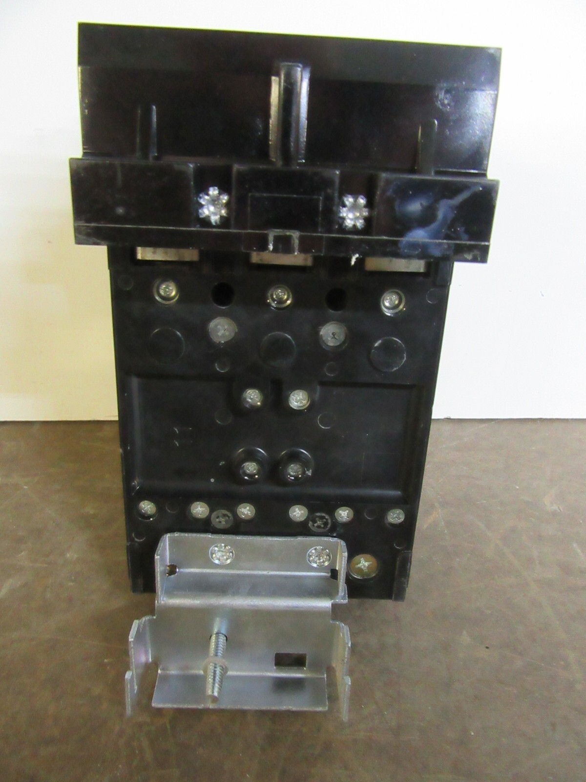 SQUARE D I-LINE BREAKER QDA32125 3-POLE 125 AMP 240 VAC W/ LUGS ...