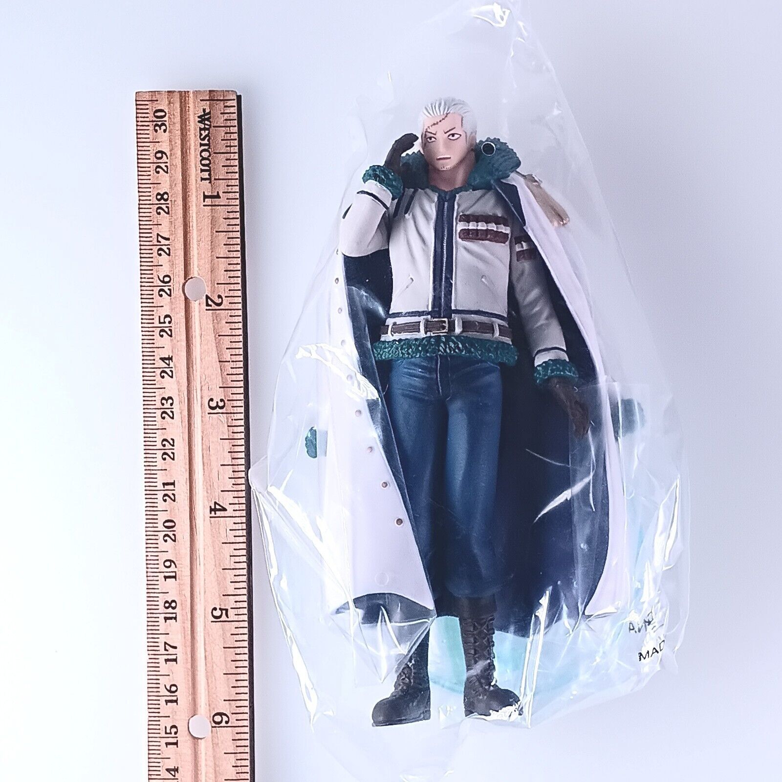 Smoker "body is Tashigi" One Piece Super Styling Figure Bandai From ...