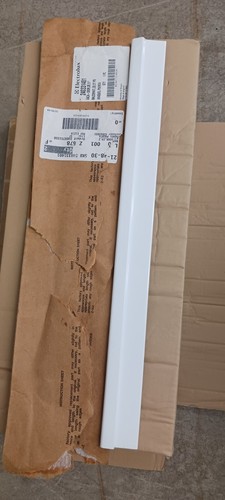 240331401 Electrolux 20.27 Inch Door Rack, White, New in opened package ...