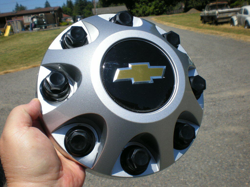 2011-2021 Chevrolet Silverado HD 2500 3500 Silver Front Wheel Center ...