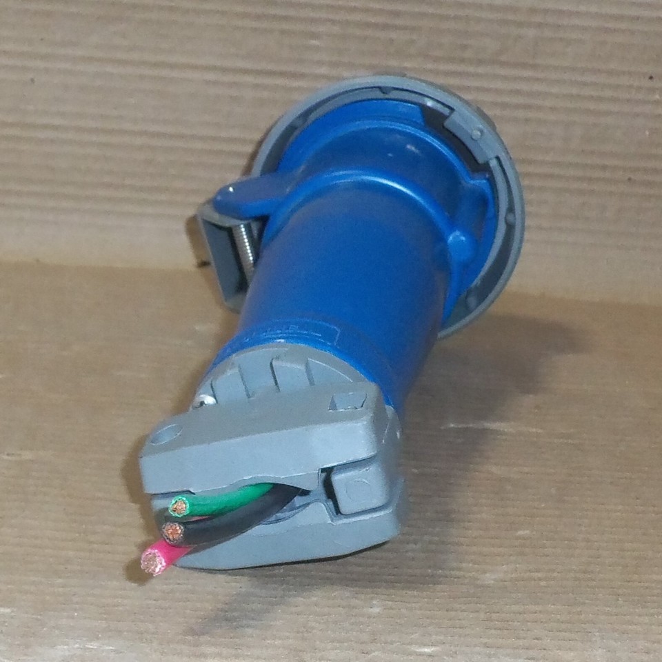 HUBBELL 360C6W 60 AMP 250VAC PIN & SLEEVE CONNECTOR WATERTIGHT 60A 4PIN ...
