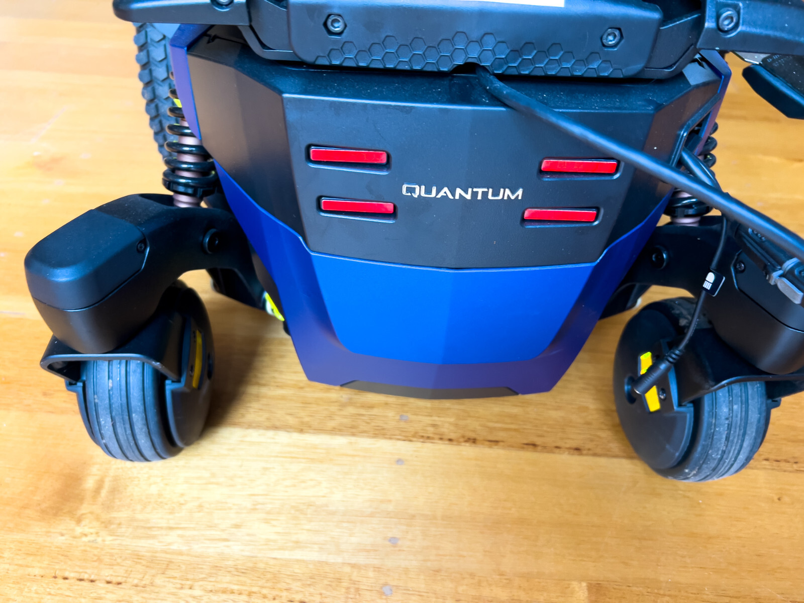 Quantum Q6 Edge 3 Stretto Power Wheelchair | eBay