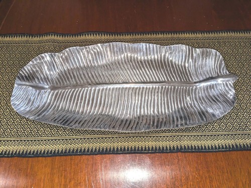 Pewterware platter Mexican hammered metal art banana palm leaf REALLY ...
