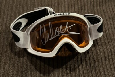 Chloe Kim Signed Oakley Goggles BAS Sticker Autograph Authentic ...