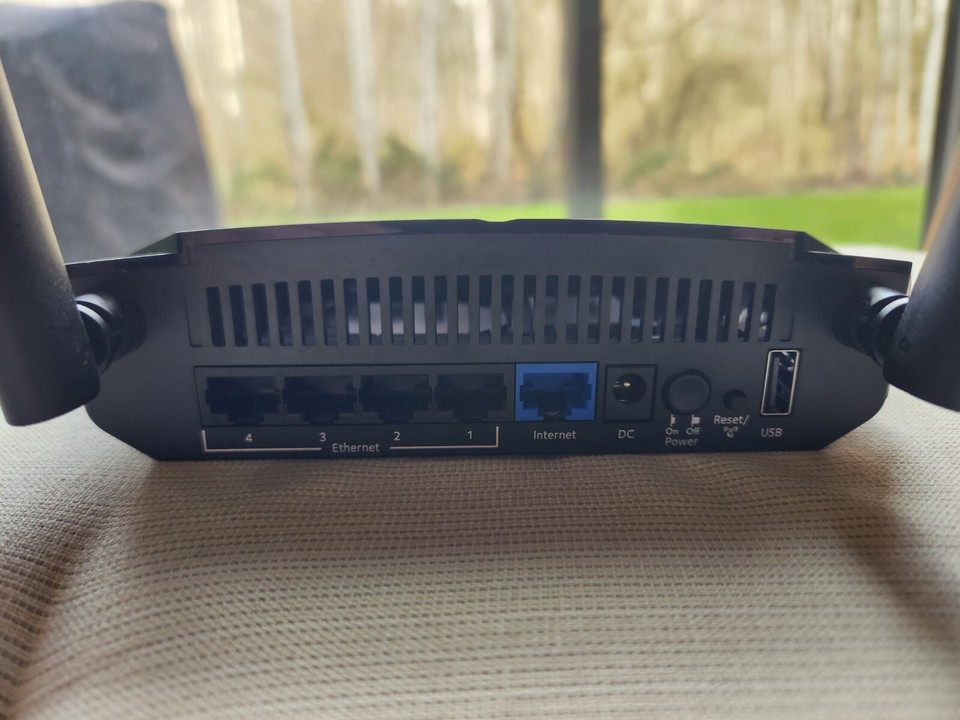 NETGEAR Ac1200 Dual Band WiFi Router Model R6120 681142036104| eBay