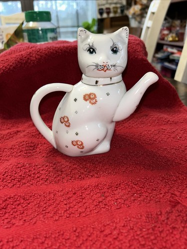 VTG Maneki Neko Lucky cat, Chinese tea pot! | eBay