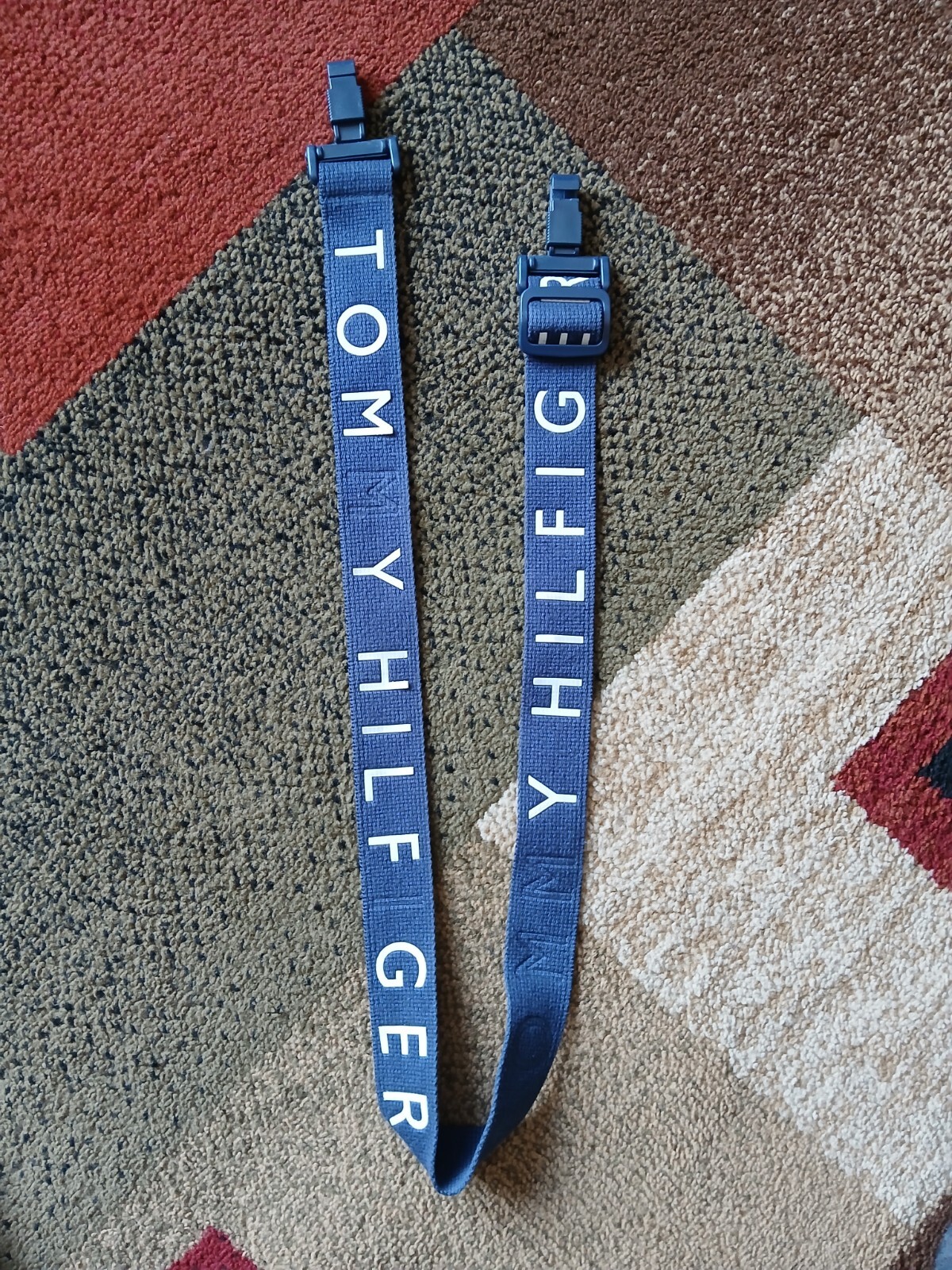 TOMMY HILFIGER Flag Patch Spell Out Strap Duffle Gym Bag 90s Navy Red ...