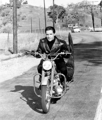 Elvis Presley in a scene from Roustabout Re-Print 4x6 SF#2061 | eBay