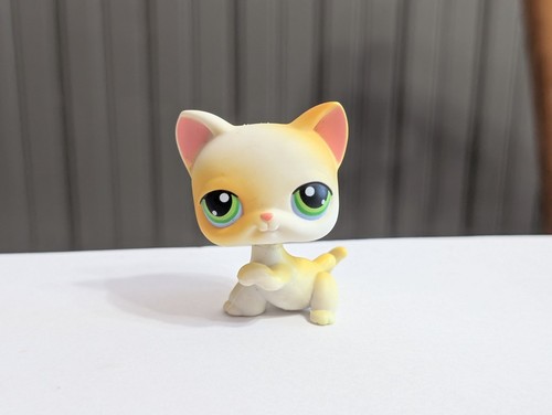 Littlest Pet Shop 73 LPS Authentic Yellow White Shorthair Paw Up Kitty ...