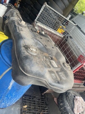 MITSUBISHI MAGNA FUEL TANK TJ-TW SEDAN AWD 01/03-08/05 INCL FUEL PUMP ...