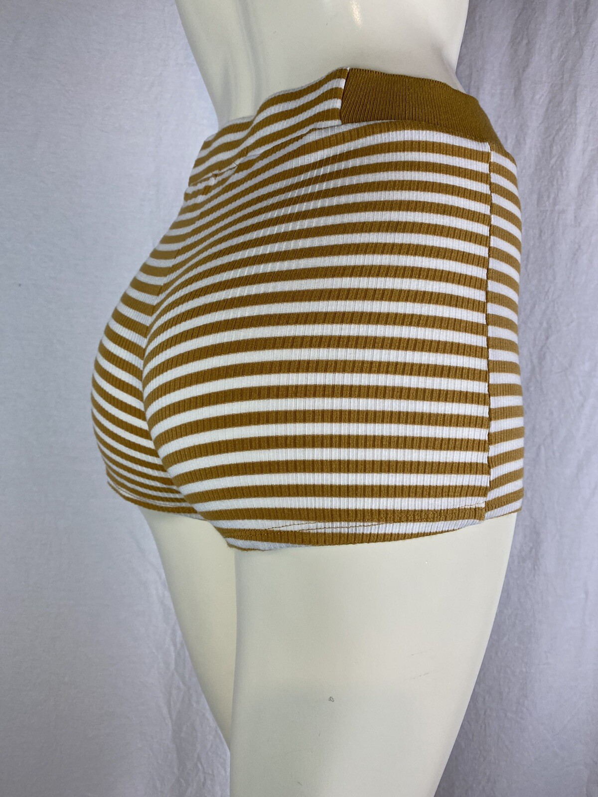 Bozzolo Shorts & Top Juniors Size S, Brown and White Horizontal Stripes ...