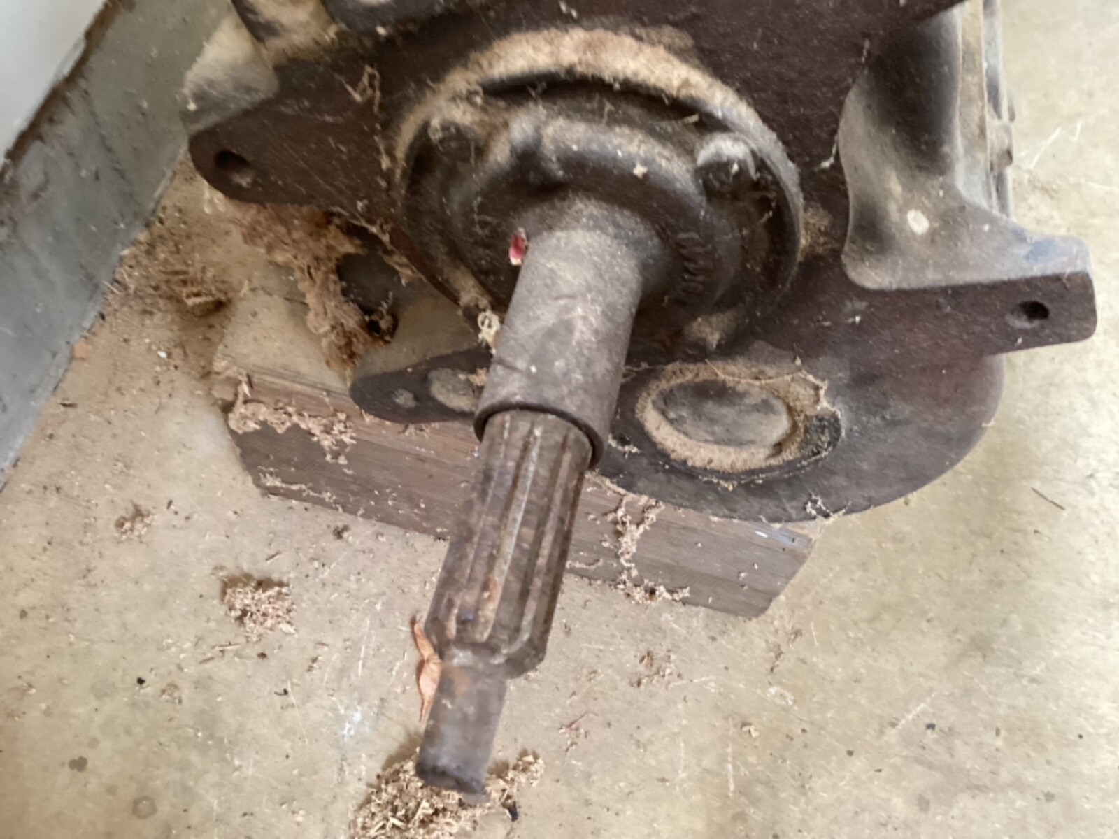 General Motors Muncie SM420 Transmission | eBay