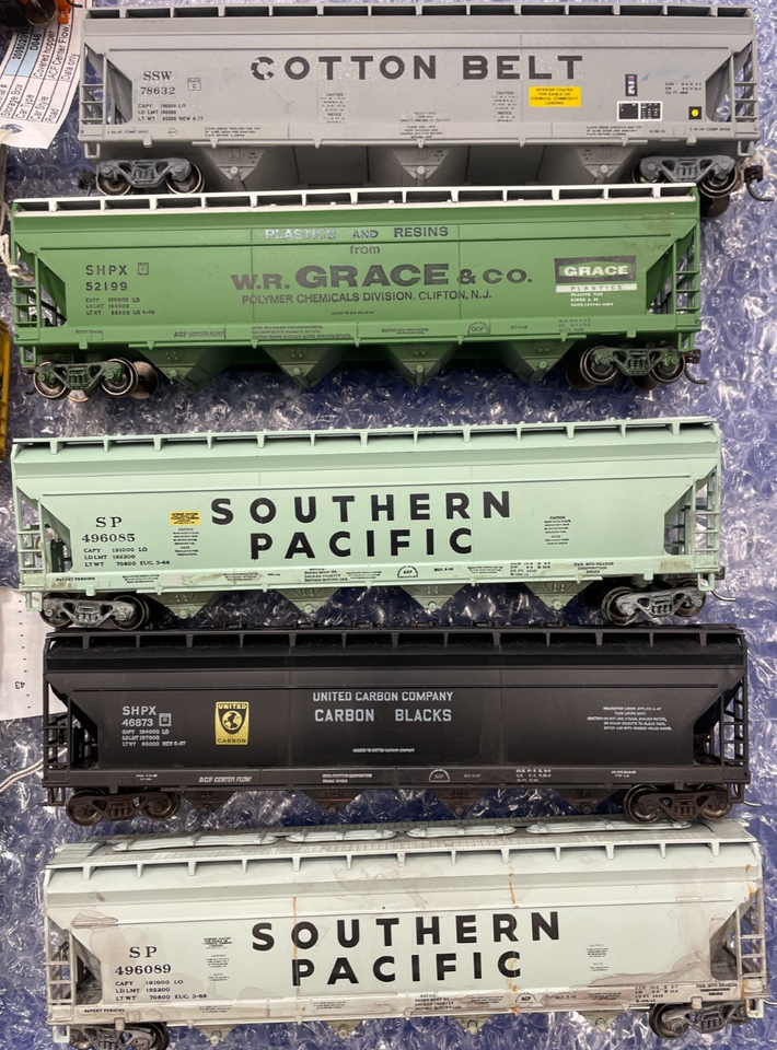 27pc Lot HO center flow hopper freight cars SOUTHERN PACIFIC SHELL ...