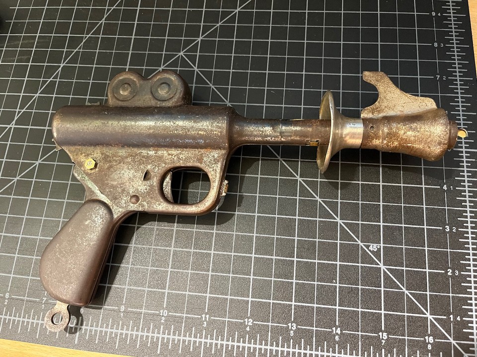 Antique Daisy Buck Rogers XZ-31 Rocket Pistol Metal Toy Ray Gun Cap Gun ...