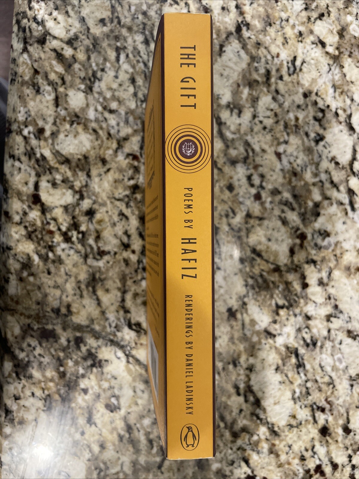 Gift : Poems by Hafiz, the Great Sufi Master by Hafiz and Daniel ...