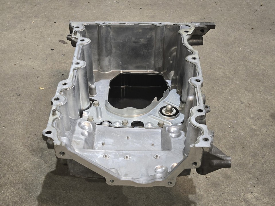 2013-2020 GM Upper/Lower Oil Pan 2.0 LTG & 2.5L 4cyl OEM 12654317 ...