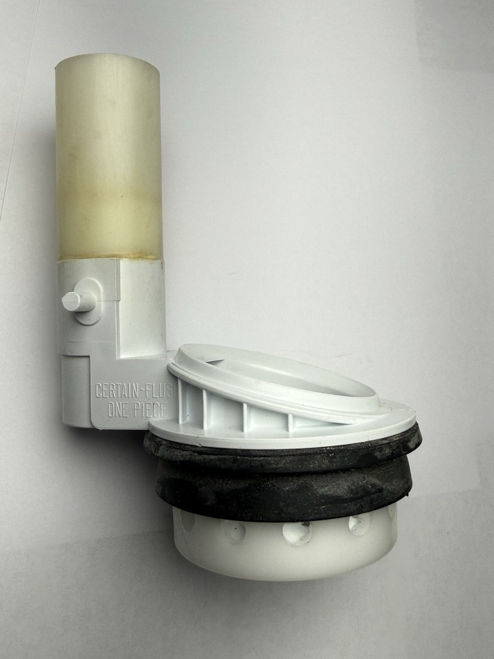 Certain Flush One Piece Toilet Flush Valve With Holes For Eljer ...