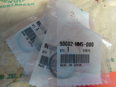 Genuine NOS Honda Transmission CIRCLIP 28mm, 90602-MM5-000 QTY3 | eBay