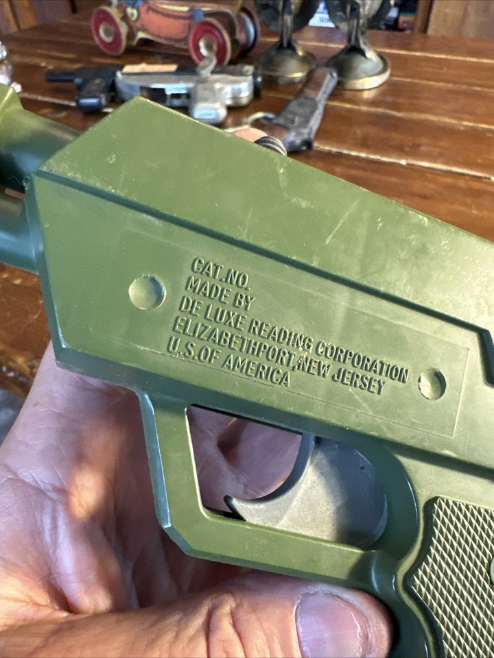 VINTAGE TOPPER JOHNNY SEVEN O.M.A. PLASTIC TOY CAP GUN/ SPACE PISTOL | eBay
