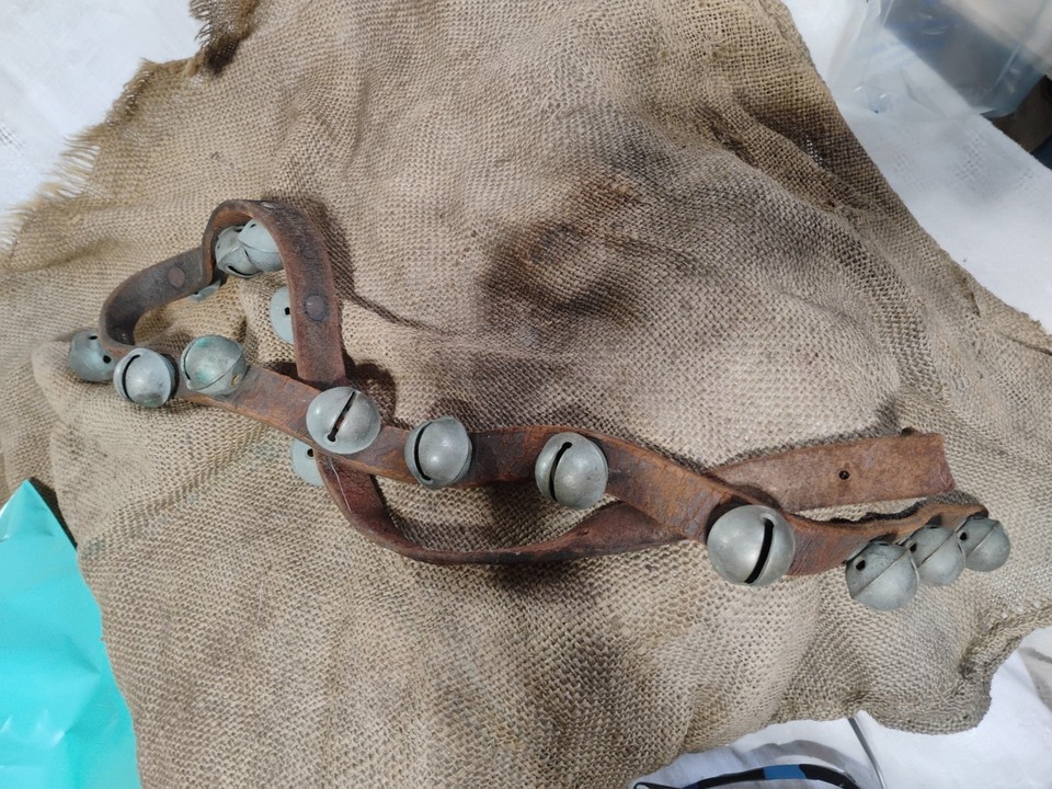 Antique Sleigh Bells 15 Petal Bells 1" Aged Leather Strap 47" Primitive ...