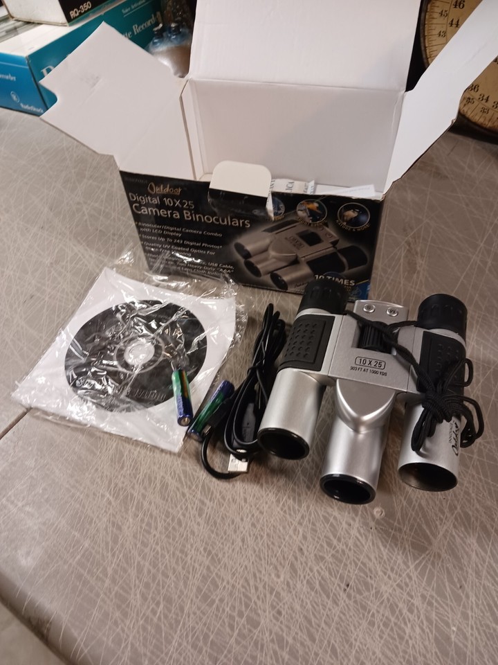 INNOVAGE Outdoor 10x25 Digital Camera Binoculars. Photo CD #23 | eBay