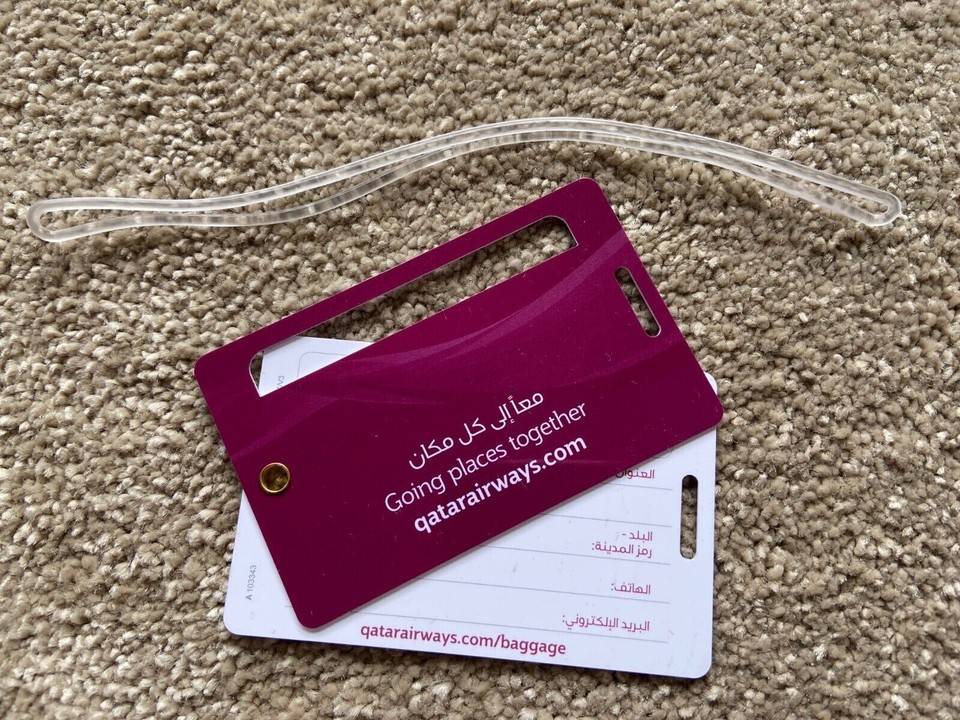 Qatar Airways - First & Business Class hinged Plastic luggage tags set ...