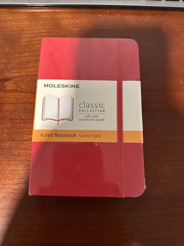 Moleskine Classic Ruled Paper Notebook, Soft Cover and Elastic Closure ...