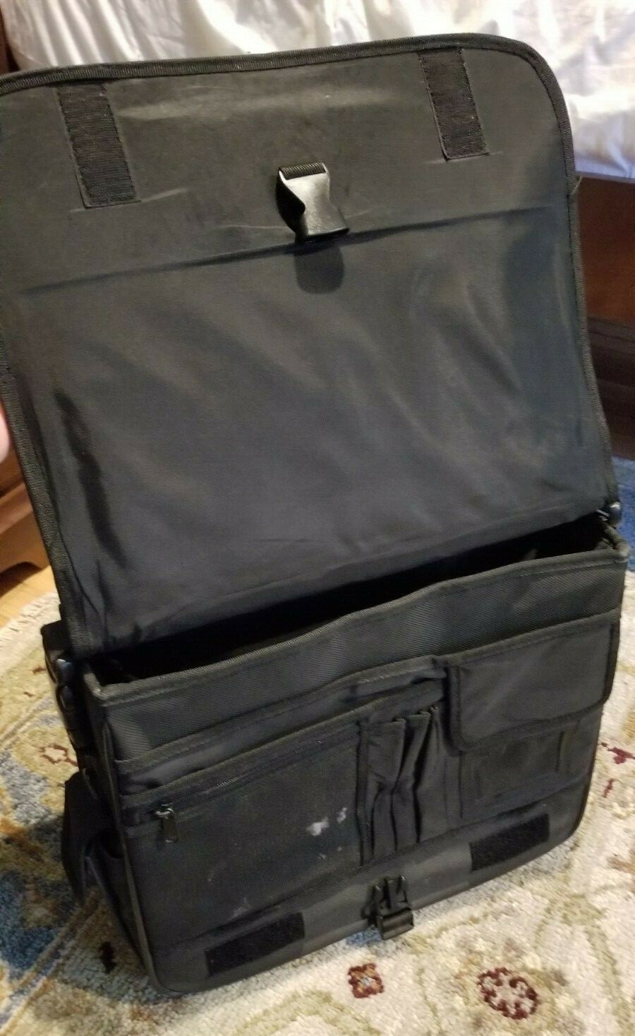 ICON EZ Scan Laptop/Travel Bag (Multiple Compartments) - Black(~16''x12 ...