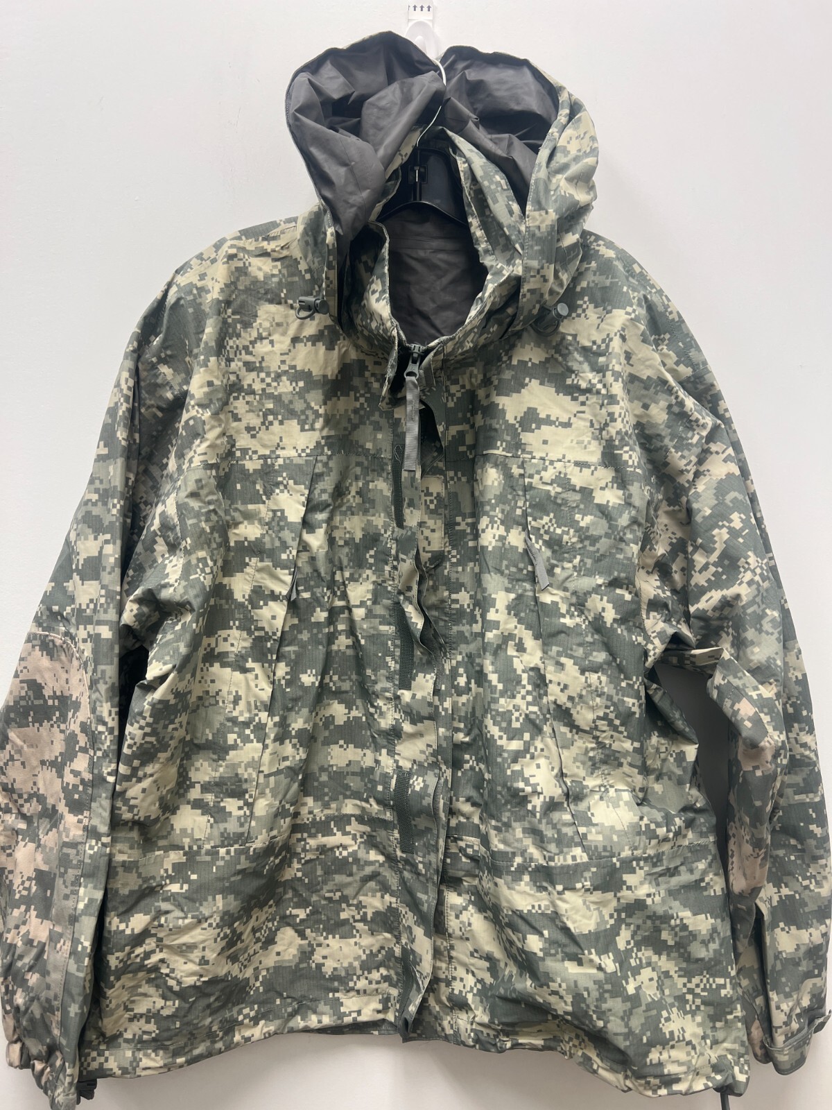 USGI ECWCS ACU GEN III LEVEL 6 EXTREME COLD/WET WEATHER JACKET - MEDIUM REGULAR. | eBay