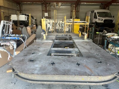 Chassis Liner Truck'n Revolution frame machine 192 inches long 86 ...